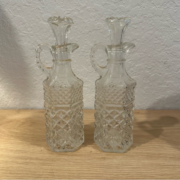 Anchor Hocking | Kitchen | Vintage Cut Glass Cruet Set | Poshmark